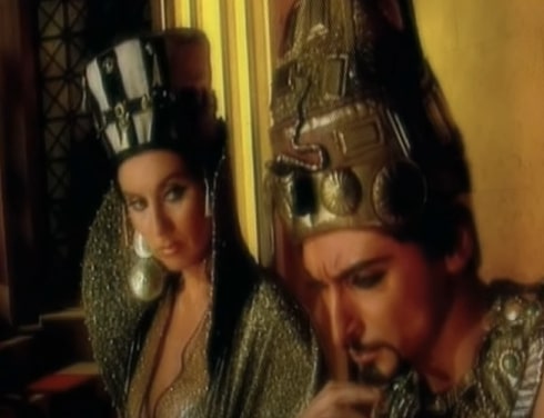 KVIZ: Možeš li da prepoznaš spot Lepe Brene na osnovu kadra? 📺 ...